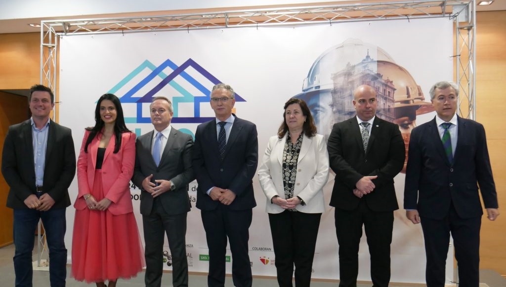Diputación de Cáceres presente en la Feria Ibérica de la Construcción ...